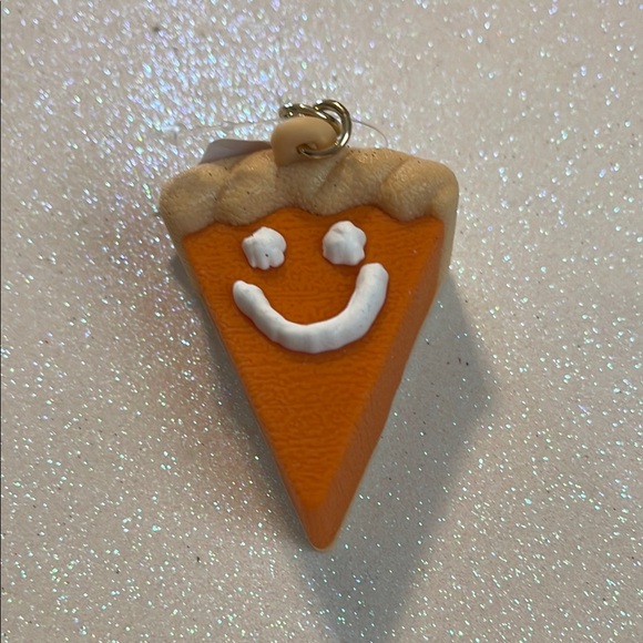 Bath & Body Works | Accessories | Smiley Pie Slice Pocketbac Holder ...